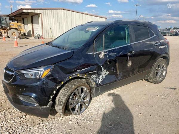 Black Buick Encore 2022 in Siauliai, with an engine capacity of 1.40 L and mileage of 47 thousand km for 7500 €, photo 3 on AUTOMOTO.COM.LV