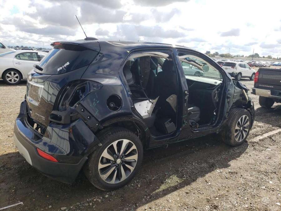 Black Buick Encore 2022 in Siauliai, with an engine capacity of 1.40 L and mileage of 49 thousand km for 7500 €, photo 6 on AUTOMOTO.COM.LV