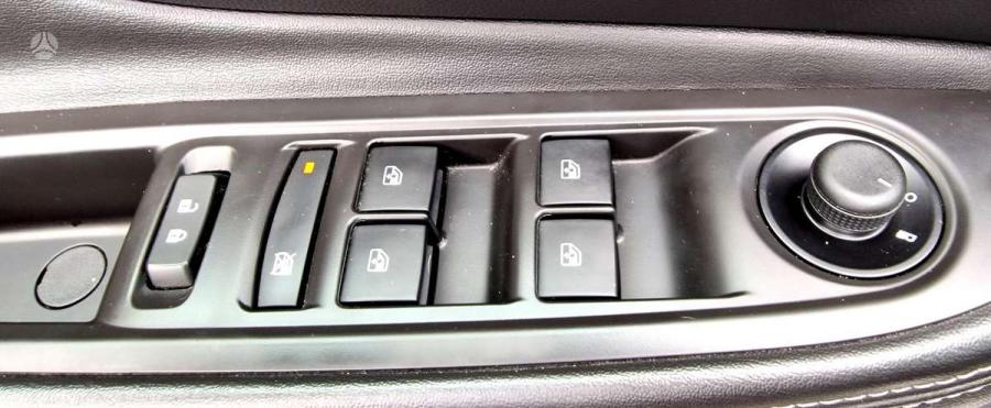 Melns Buick Encore 2022 Kretinga, ar dzinēja tilpumu 1.40 L un nobraukumu 64 tūkst. km par 11499 €, foto 18 vietnē AUTOMOTO.COM.LV