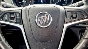 Melns Buick Encore 2022 Kretinga, ar dzinēja tilpumu 1.40 L un nobraukumu 64 tūkst. km par 11499 €, foto 27 vietnē AUTOMOTO.COM.LV