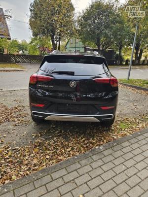 Black Buick Encore 2022 in Mazeikiai, with an engine capacity of 1.20 L and mileage of 87 thousand km for 15450 €, photo 7 on AUTOMOTO.COM.LV