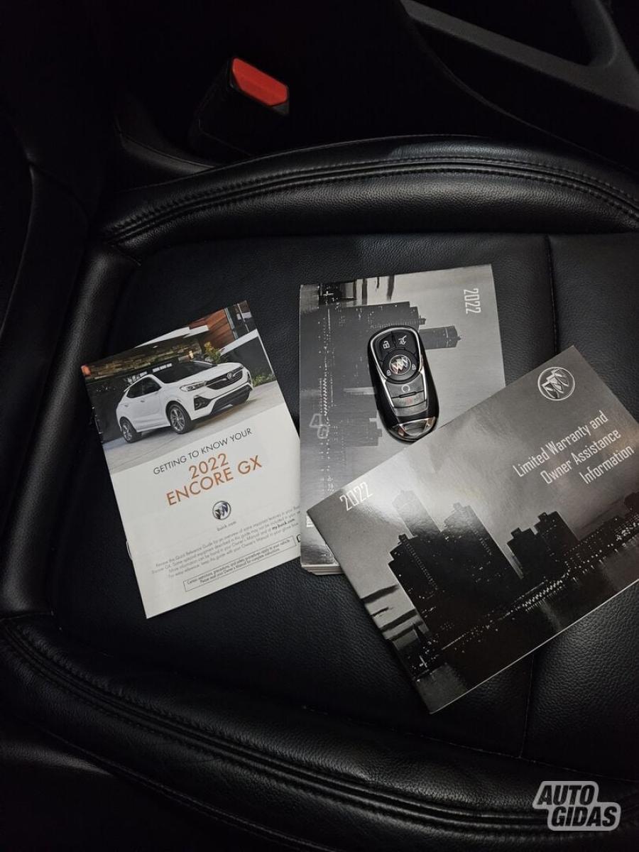 Black Buick Encore 2022 in Mazeikiai, with an engine capacity of 1.20 L and mileage of 87 thousand km for 15450 €, photo 31 on AUTOMOTO.COM.LV