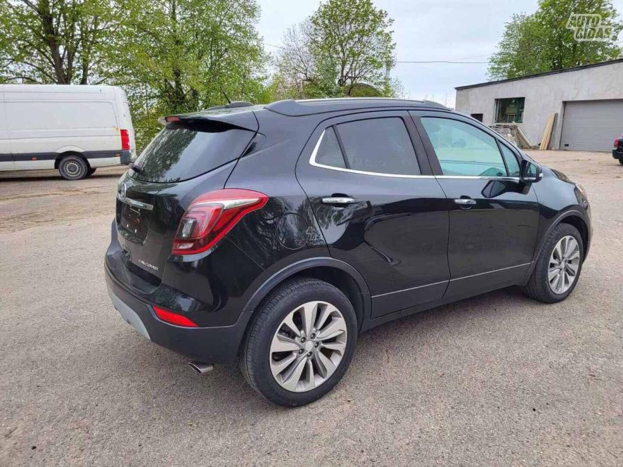Black Buick Encore 2019 in Siauliai, with an engine capacity of 1.40 L and mileage of 103 thousand km for 8750 €, photo 5 on AUTOMOTO.COM.LV