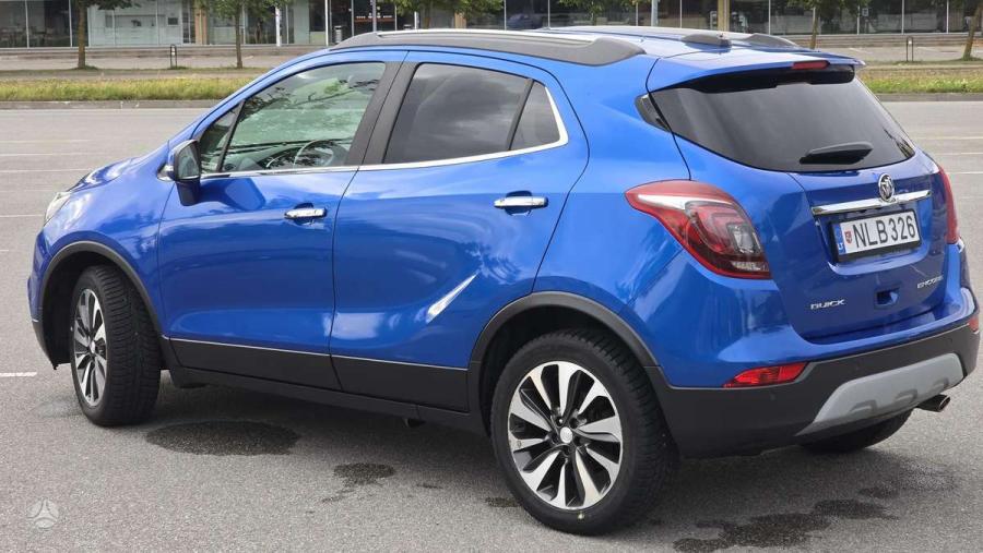 Blue Buick Encore 2017 in Klaipeda, with an engine capacity of 1.36 L and mileage of 87 thousand km for 9500 €, photo 4 on AUTOMOTO.COM.LV