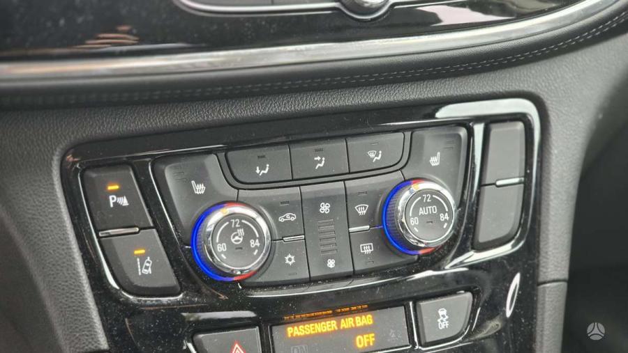 Blue Buick Encore 2017 in Klaipeda, with an engine capacity of 1.36 L and mileage of 87 thousand km for 9500 €, photo 17 on AUTOMOTO.COM.LV