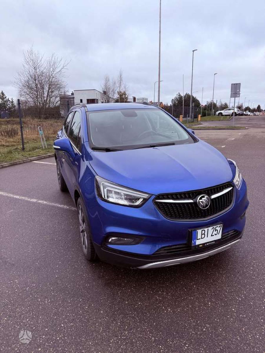 Blue Buick Encore 2018 in Vilnius, with an engine capacity of 1.36 L and mileage of 56 thousand km for 9800 €, photo 5 on AUTOMOTO.COM.LV