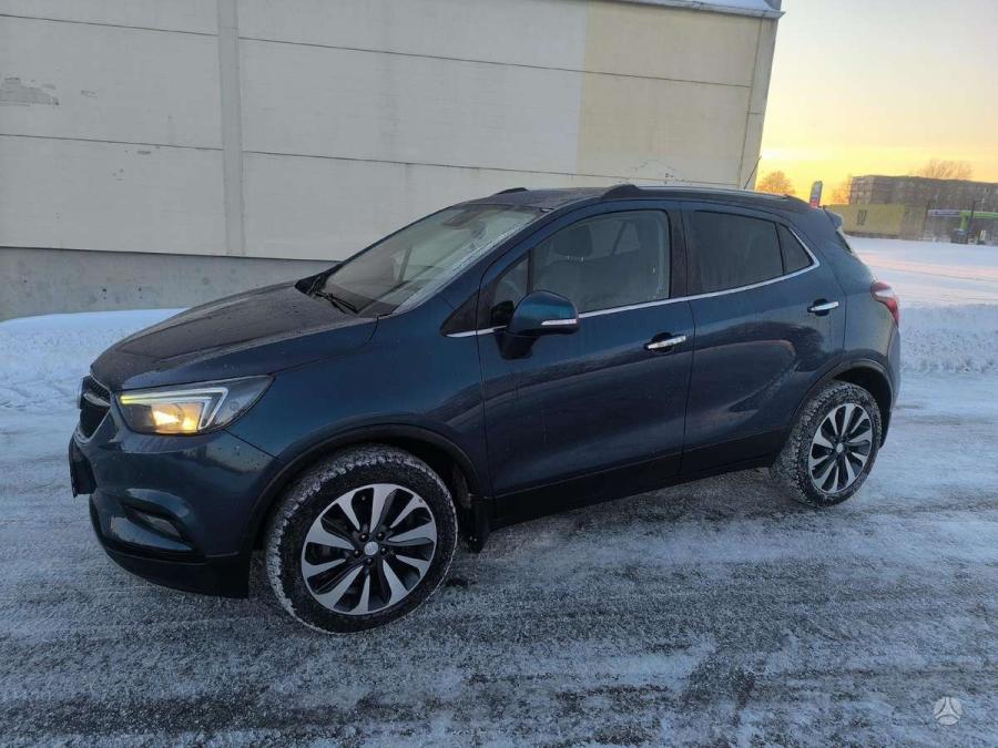 Blue Buick Encore 2019 in Radviliskis, with an engine capacity of 1.40 L and mileage of 50 thousand km for 12300 €, photo 4 on AUTOMOTO.COM.LV