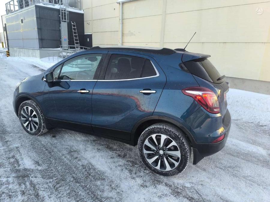 Blue Buick Encore 2019 in Radviliskis, with an engine capacity of 1.40 L and mileage of 50 thousand km for 12300 €, photo 5 on AUTOMOTO.COM.LV