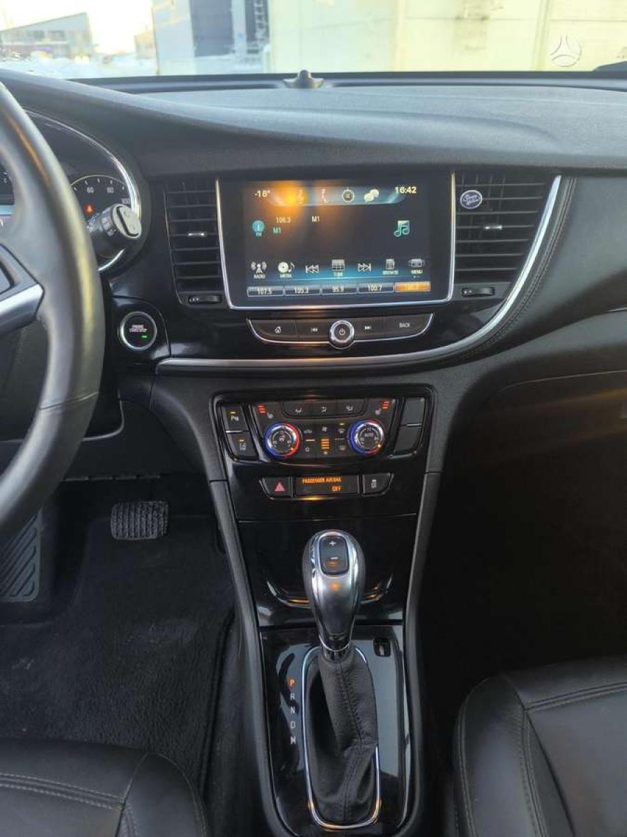 Blue Buick Encore 2019 in Radviliskis, with an engine capacity of 1.40 L and mileage of 50 thousand km for 12300 €, photo 30 on AUTOMOTO.COM.LV