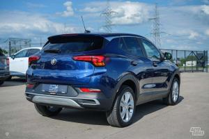 Zils Buick Encore 2023 Marijampole, ar dzinēja tilpumu 1.20 L un nobraukumu 20 tūkst. km par 14850 €, foto 13 vietnē AUTOMOTO.COM.LV