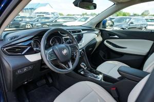 Zils Buick Encore 2023 Marijampole, ar dzinēja tilpumu 1.20 L un nobraukumu 20 tūkst. km par 14850 €, foto 17 vietnē AUTOMOTO.COM.LV