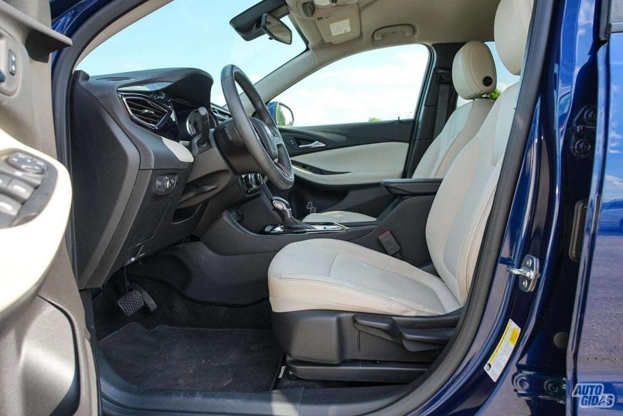 Zils Buick Encore 2023 Marijampole, ar dzinēja tilpumu 1.20 L un nobraukumu 20 tūkst. km par 14850 €, foto 18 vietnē AUTOMOTO.COM.LV