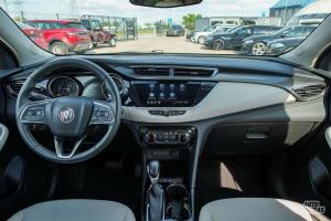 Zils Buick Encore 2023 Marijampole, ar dzinēja tilpumu 1.20 L un nobraukumu 20 tūkst. km par 14850 €, foto 26 vietnē AUTOMOTO.COM.LV