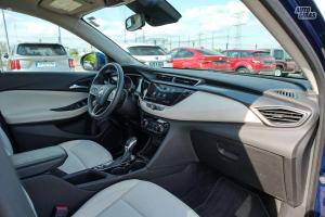 Zils Buick Encore 2023 Marijampole, ar dzinēja tilpumu 1.20 L un nobraukumu 20 tūkst. km par 14850 €, foto 32 vietnē AUTOMOTO.COM.LV