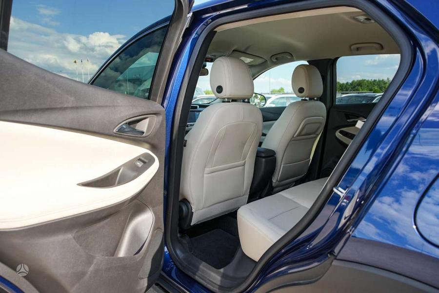 Blue Buick Encore 2023 in Marijampole, with an engine capacity of 1.20 L and mileage of 20 thousand km for 13850 €, photo 21 on AUTOMOTO.COM.LV