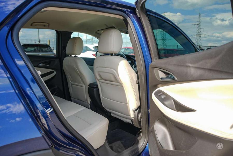Blue Buick Encore 2023 in Marijampole, with an engine capacity of 1.20 L and mileage of 20 thousand km for 13850 €, photo 23 on AUTOMOTO.COM.LV