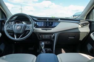 Blue Buick Encore 2023 in Marijampole, with an engine capacity of 1.20 L and mileage of 20 thousand km for 13850 €, photo 25 on AUTOMOTO.COM.LV