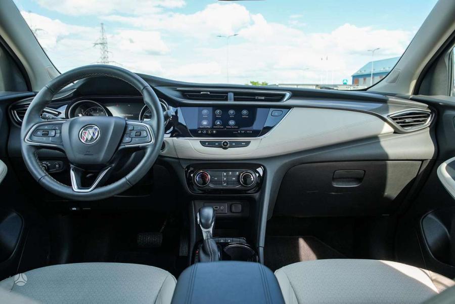 Blue Buick Encore 2023 in Marijampole, with an engine capacity of 1.20 L and mileage of 20 thousand km for 13850 €, photo 25 on AUTOMOTO.COM.LV