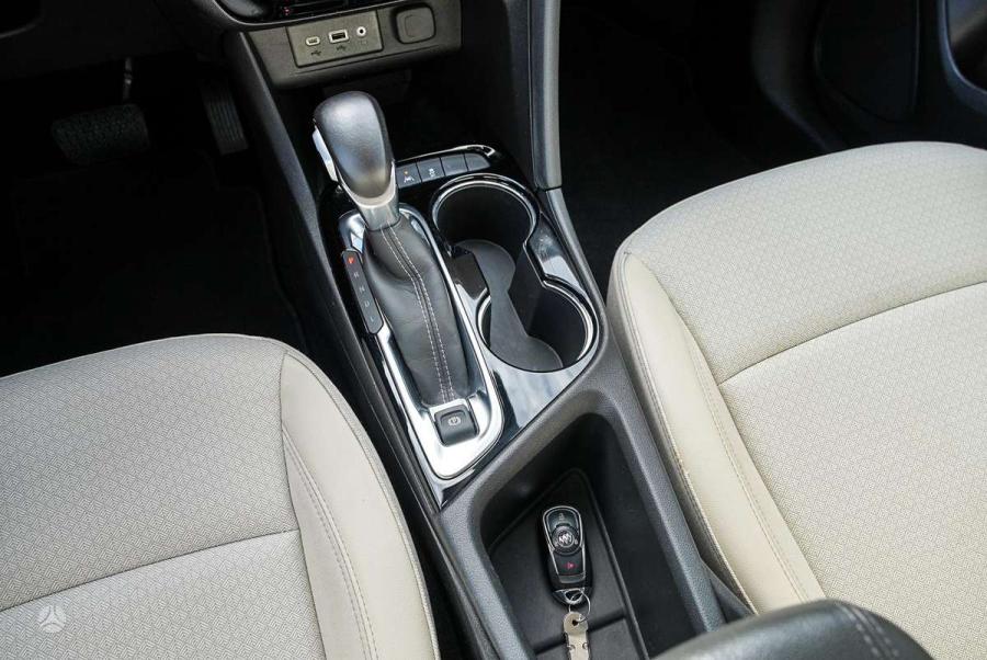Zils Buick Encore 2023 Marijampole, ar dzinēja tilpumu 1.20 L un nobraukumu 20 tūkst. km par 13850 €, foto 18 vietnē AUTOMOTO.COM.LV