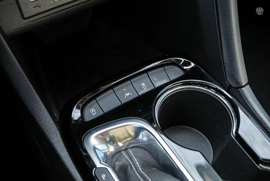 Zils Buick Encore 2023 Marijampole, ar dzinēja tilpumu 1.20 L un nobraukumu 20 tūkst. km par 13850 €, foto 19 vietnē AUTOMOTO.COM.LV