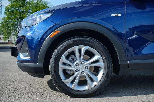 Blue Buick Encore 2023 in Marijampole, with an engine capacity of 1.20 L and mileage of 20 thousand km for 13850 €, photo 7 on AUTOMOTO.COM.LV