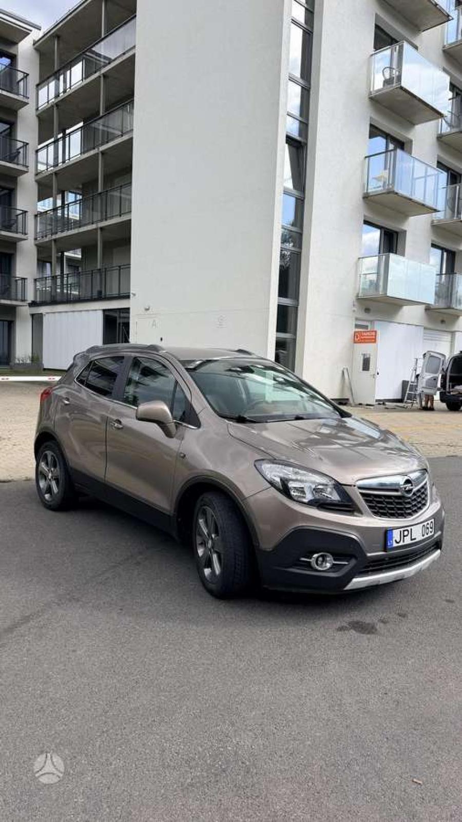 Brown Buick Encore 2013 in Vilnius, with an engine capacity of 1.36 L and mileage of 114 thousand km for 6000 €, photo 10 on AUTOMOTO.COM.LV