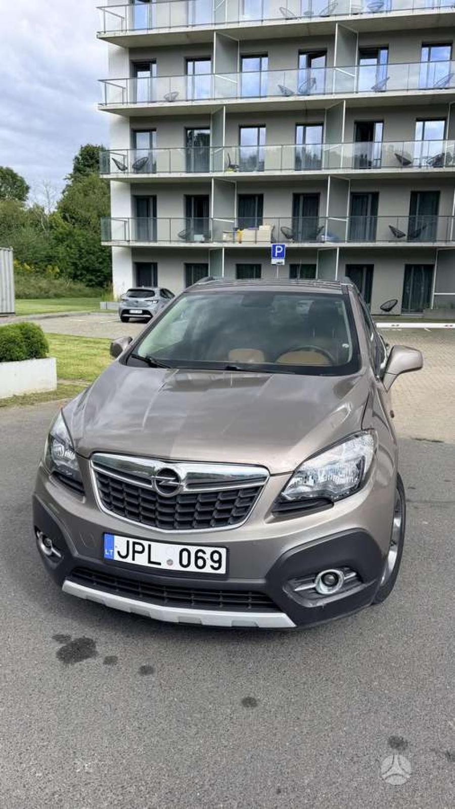 Brown Buick Encore 2013 in Vilnius, with an engine capacity of 1.36 L and mileage of 114 thousand km for 6000 €, photo 23 on AUTOMOTO.COM.LV