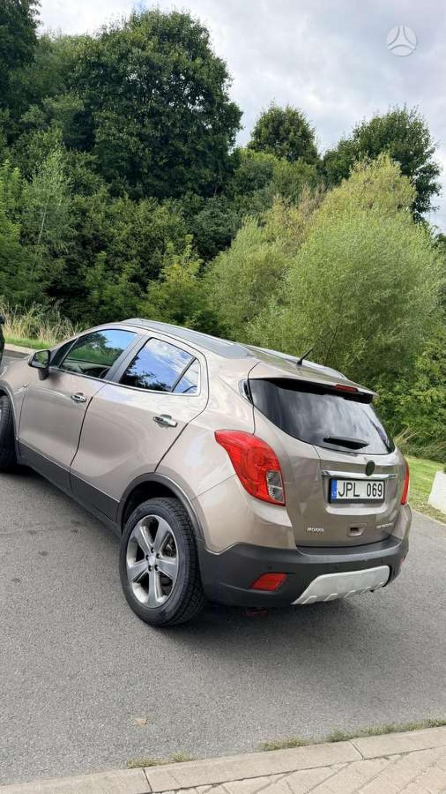 Brown Buick Encore 2013 in Vilnius, with an engine capacity of 1.36 L and mileage of 114 thousand km for 6000 €, photo 32 on AUTOMOTO.COM.LV