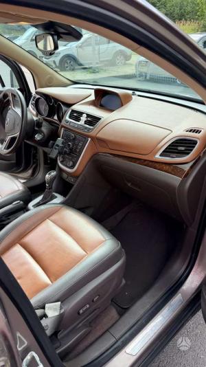 Brown Buick Encore 2013 in Vilnius, with an engine capacity of 1.36 L and mileage of 114 thousand km for 6000 €, photo 37 on AUTOMOTO.COM.LV