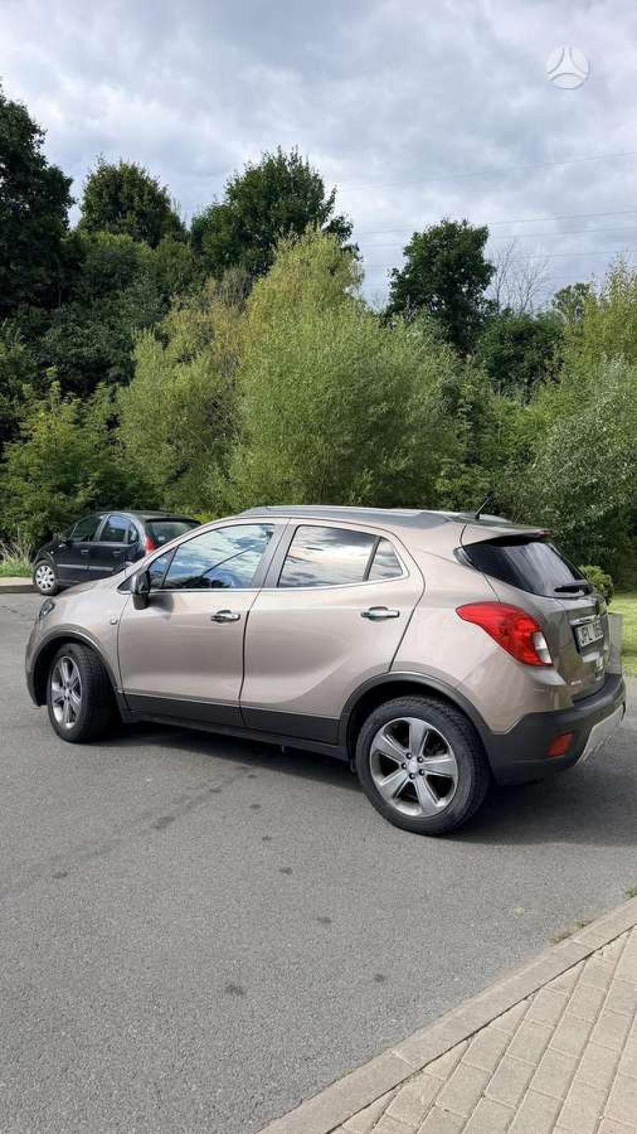 Brown Buick Encore 2013 in Vilnius, with an engine capacity of 1.36 L and mileage of 114 thousand km for 6000 €, photo 39 on AUTOMOTO.COM.LV
