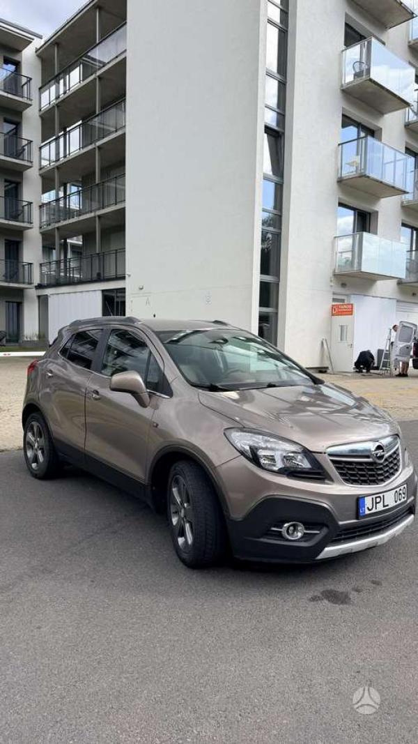 Brown Buick Encore 2013 in Vilnius, with an engine capacity of 1.36 L and mileage of 114 thousand km for 6000 €, photo 5 on AUTOMOTO.COM.LV
