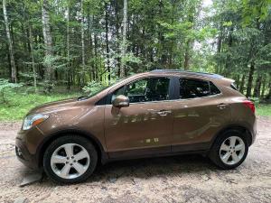 Brown Buick Encore 2016 in Vilnius, with an engine capacity of 1.36 L and mileage of 48 thousand km for 8200 €, photo 3 on AUTOMOTO.COM.LV