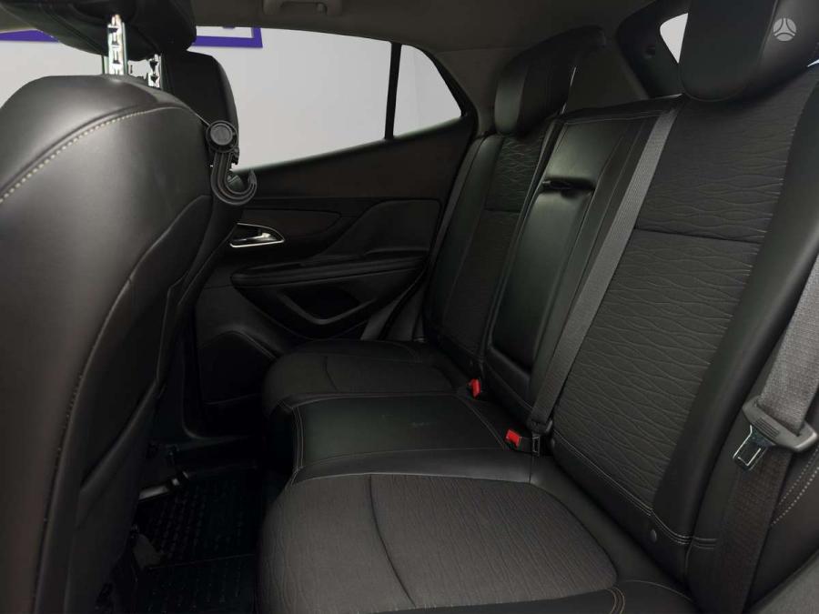 Brown Buick Encore 2016 in Klaipeda, with an engine capacity of 1.40 L and mileage of 92 thousand km for 7999 €, photo 12 on AUTOMOTO.COM.LV