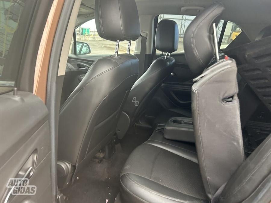 Brown Buick Encore 2017 in Klaipeda, with an engine capacity of 1.40 L and mileage of 200 thousand km for 6500 €, photo 7 on AUTOMOTO.COM.LV