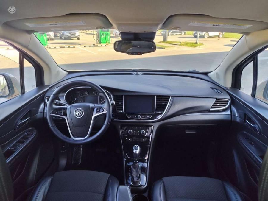 Brown Buick Encore 2019 in Siauliai, with an engine capacity of 1.40 L and mileage of 130 thousand km for 8900 €, photo 3 on AUTOMOTO.COM.LV