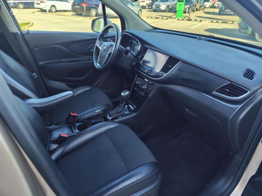 Brown Buick Encore 2019 in Siauliai, with an engine capacity of 1.40 L and mileage of 130 thousand km for 8900 €, photo 14 on AUTOMOTO.COM.LV