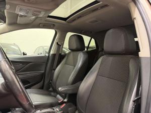 Brown Buick Encore 2019 in Vilnius, with an engine capacity of 1.36 L and mileage of 60 thousand km for 10490 €, photo 12 on AUTOMOTO.COM.LV
