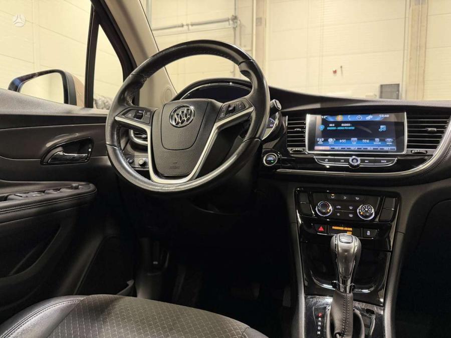 Brown Buick Encore 2019 in Vilnius, with an engine capacity of 1.36 L and mileage of 60 thousand km for 10490 €, photo 17 on AUTOMOTO.COM.LV