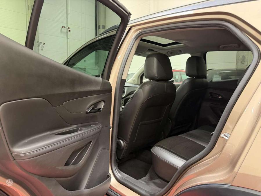 Brown Buick Encore 2019 in Vilnius, with an engine capacity of 1.36 L and mileage of 60 thousand km for 10490 €, photo 22 on AUTOMOTO.COM.LV