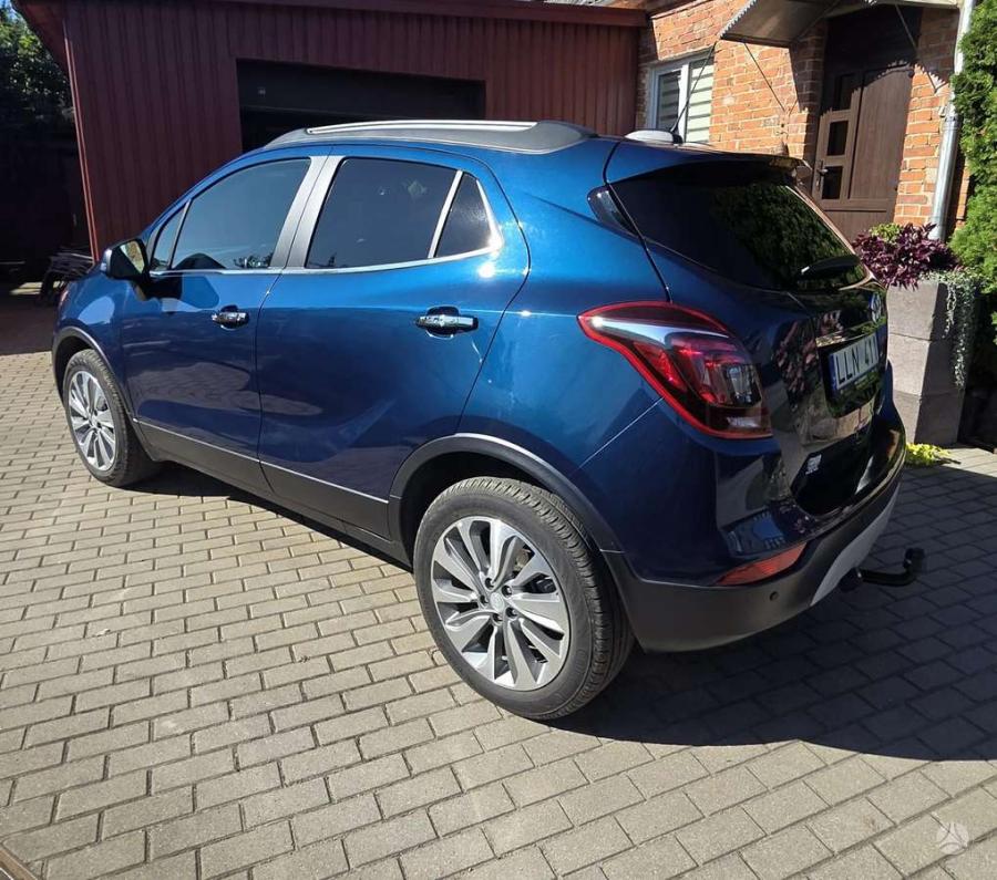 Buick Encore 2020 in Birzai, with an engine capacity of 1.36 L and mileage of 23 thousand km for 9850 €, photo 6 on AUTOMOTO.COM.LV