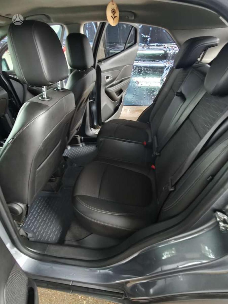 Pelēks Buick Encore 2016 Viļņa, ar dzinēja tilpumu 1.36 L un nobraukumu 89 tūkst. km par 6700 €, foto 12 vietnē AUTOMOTO.COM.LV