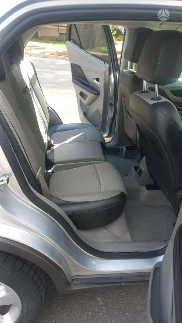 Grey Buick Encore 2016 in Vilnius, with an engine capacity of 1.36 L and mileage of 128 thousand km for 8199 €, photo 11 on AUTOMOTO.COM.LV
