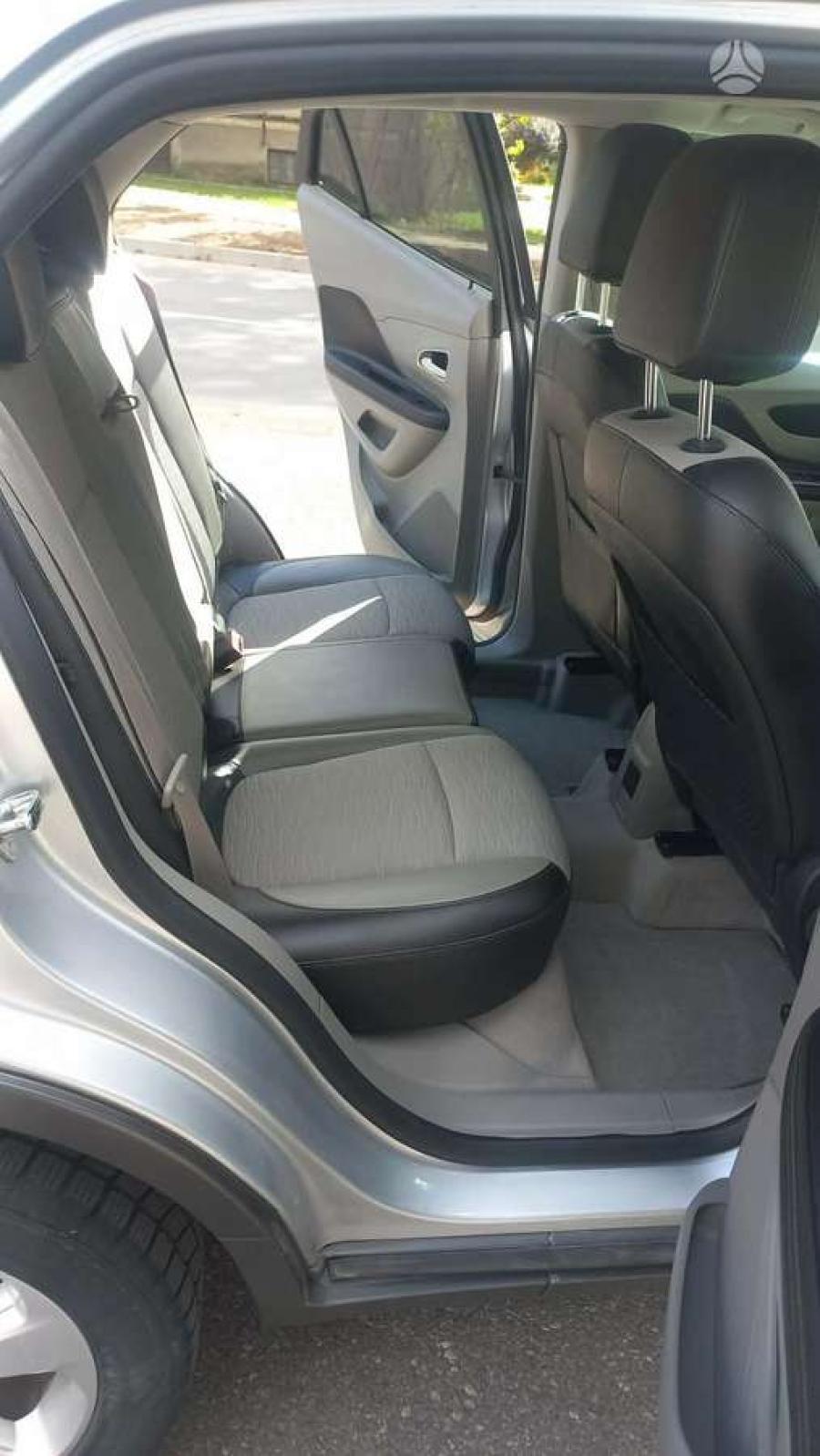 Grey Buick Encore 2016 in Vilnius, with an engine capacity of 1.36 L and mileage of 128 thousand km for 8199 €, photo 11 on AUTOMOTO.COM.LV