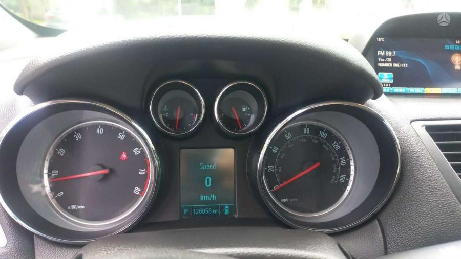 Grey Buick Encore 2016 in Vilnius, with an engine capacity of 1.36 L and mileage of 128 thousand km for 8199 €, photo 12 on AUTOMOTO.COM.LV