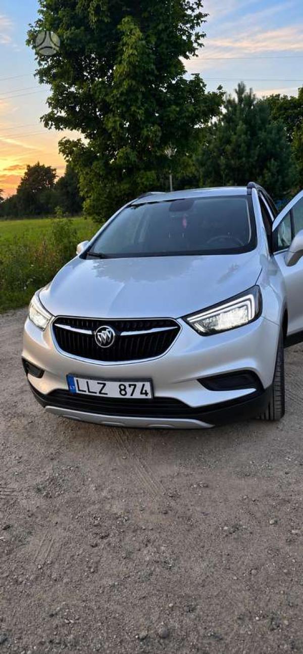 Pelēks Buick Encore 2017 Klaipėda, ar dzinēja tilpumu 1.36 L un nobraukumu 124 tūkst. km par 8500 €, foto 2 vietnē AUTOMOTO.COM.LV