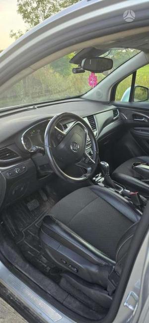 Grey Buick Encore 2017 in Klaipeda, with an engine capacity of 1.36 L and mileage of 124 thousand km for 8500 €, photo 17 on AUTOMOTO.COM.LV
