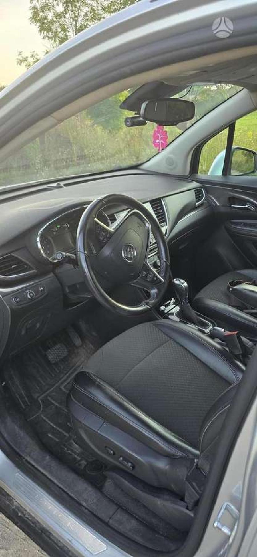 Grey Buick Encore 2017 in Klaipeda, with an engine capacity of 1.36 L and mileage of 124 thousand km for 8500 €, photo 17 on AUTOMOTO.COM.LV