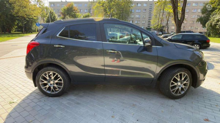 Grey Buick Encore 2017 in Klaipeda, with an engine capacity of 1.36 L and mileage of 70 thousand km for 8500 €, photo 4 on AUTOMOTO.COM.LV