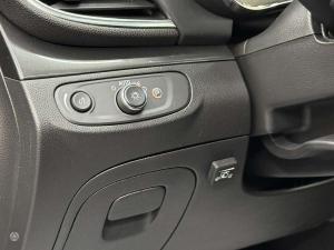 Grey Buick Encore 2018 in Marijampole, with an engine capacity of 1.36 L and mileage of 90 thousand km for 8450 €, photo 24 on AUTOMOTO.COM.LV