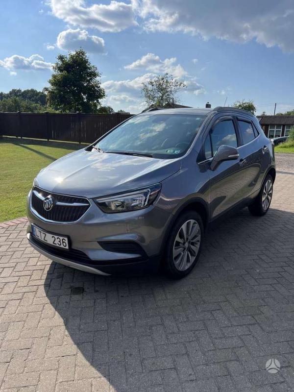 Pelēks Buick Encore 2019 Plungė, ar dzinēja tilpumu 1.36 L un nobraukumu 83 tūkst. km par 10700 €, foto 1 vietnē AUTOMOTO.COM.LV